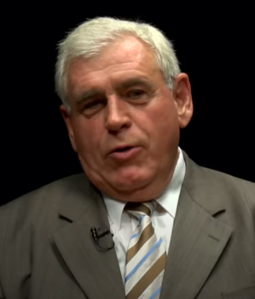 Власи, Азем, биография государственного деятеля — РУВИКИ